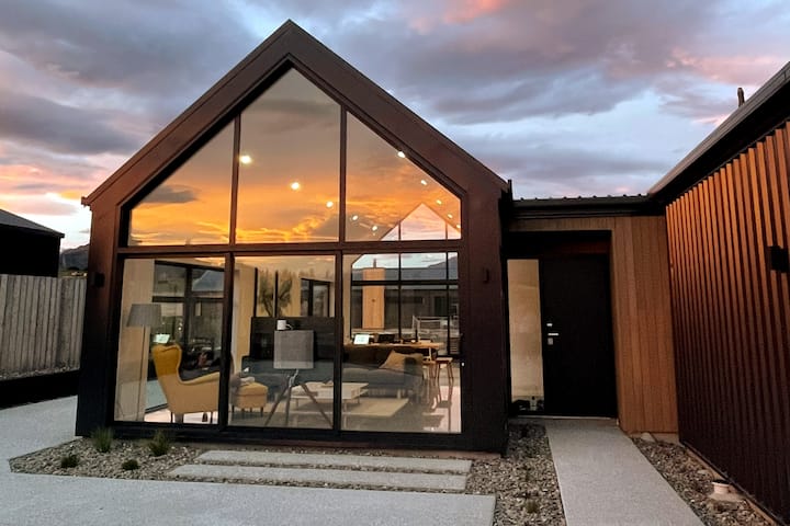 New In Wanaka - The Perfect Getaway! - Wanaka
