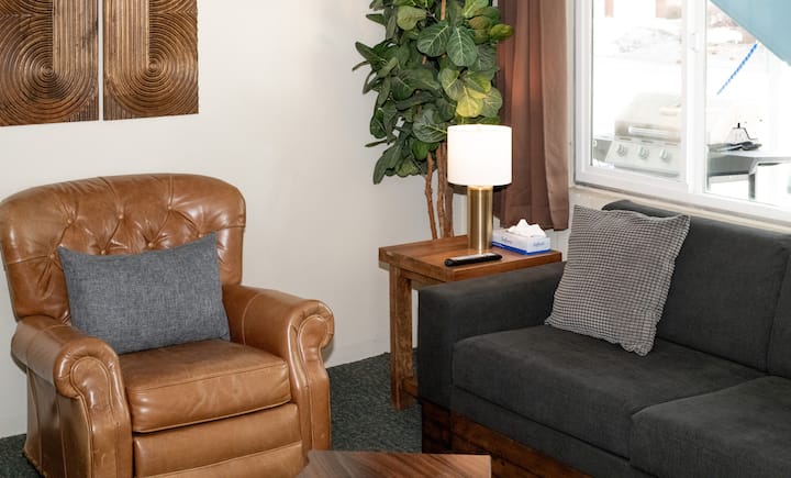 June Lake 1-bedroom Suite At Gull Lake Lodge (#3) - June Lake, CA