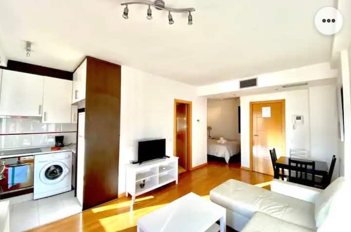 Precioso Apartamento En Pacifico - Madrid