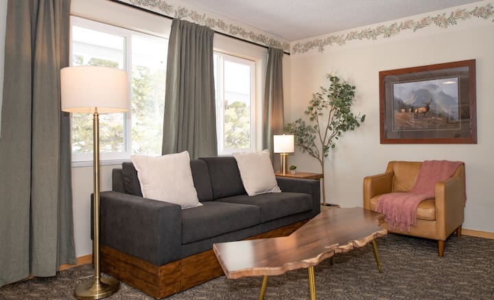 Tuolumne 1-bedroom Suite At Gull Lake Lodge (#11) - June Lake, CA