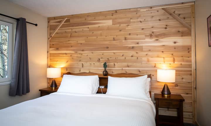 Silver Lake 1-bdrm Suite At Gull Lake Lodge (#12) - June Lake, CA