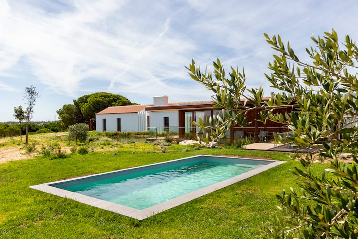 Modern Villa With Pool In Alentejo’s Coast - Santiago do Cacém