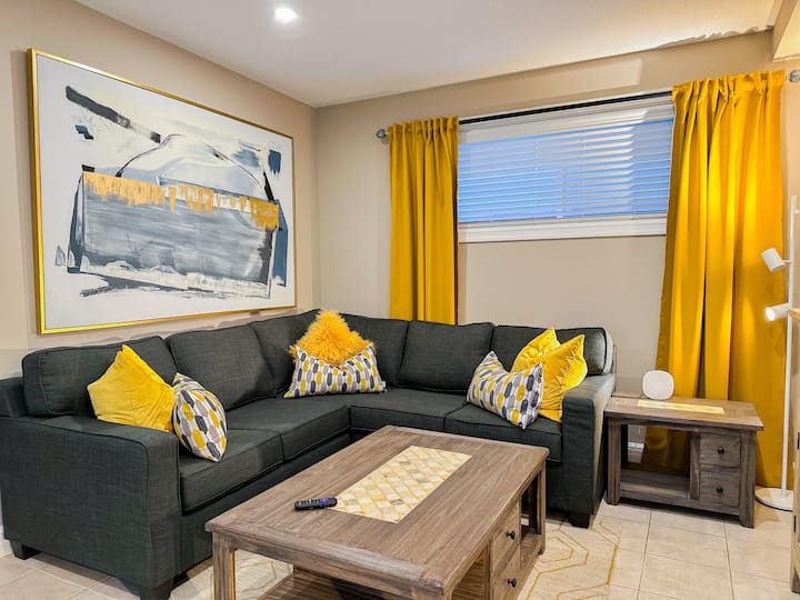 Designer Suite In Old-strathcona - Edmonton, Canada