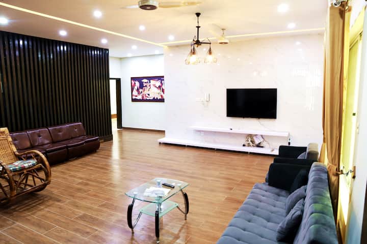 3br Modern Specious Villa In E-11/4 - Islamabad