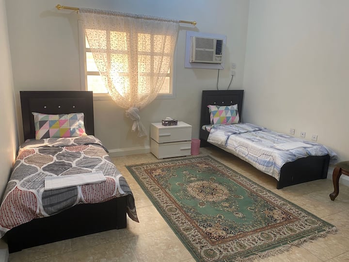 غرفه مشتركه فى ارقى موقع - Qatar