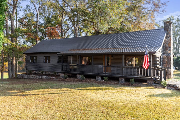 Oak Valley Hideaway - Seneca, SC