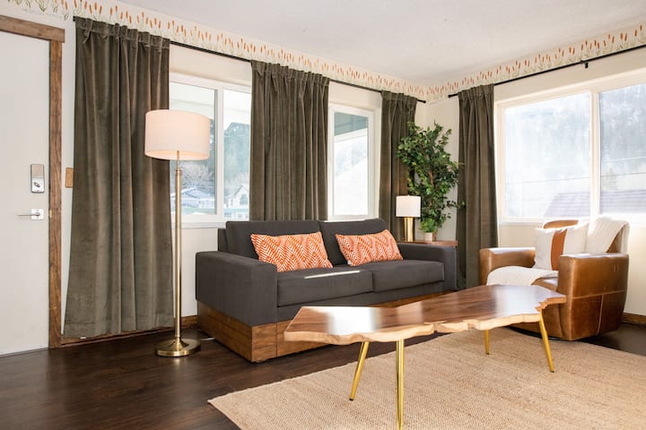 Lundy One-bedroom Suite At Gull Lake Lodge (#15) - June Lake, CA