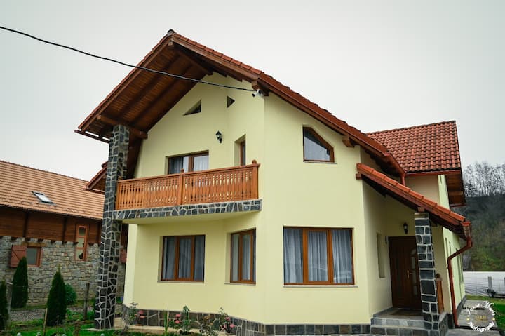 Gazda-n Maramures - Botiza