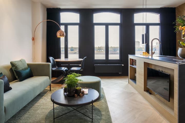 City Deluxe Suite, Riverview - Anvers