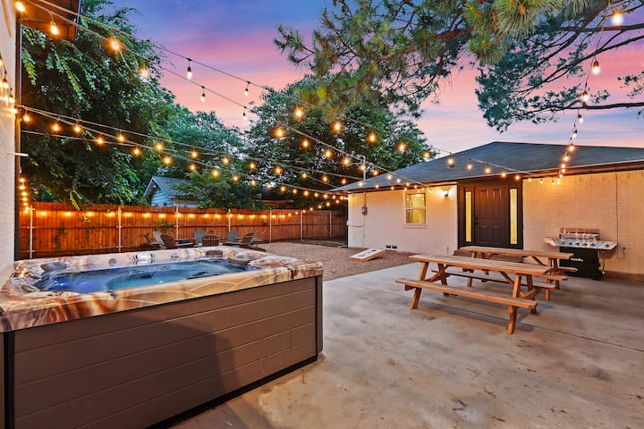 2 Units With Game Room & Hot Tub - Arlington, TX