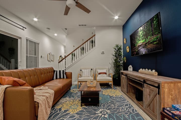 Modern Farmhouse Downtown Dallas - Dallas, TX