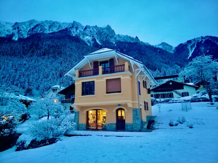 Pretty villa in the heart of Chamonix - Houses for Rent in Chamonix ...