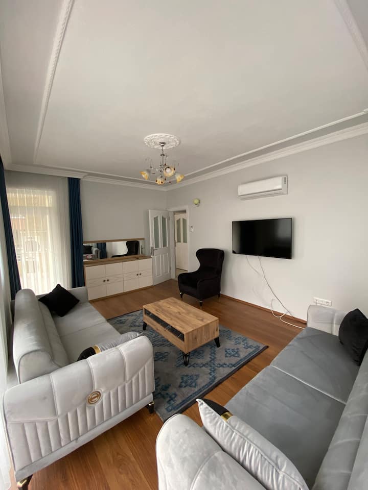 3+1 Merkezi Konumda Tüm Odaları Klimalı Daire - Çalış Beach