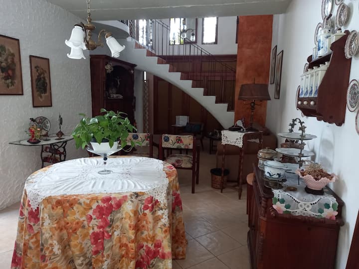 Yoshie Lotus Flower House - Orizaba