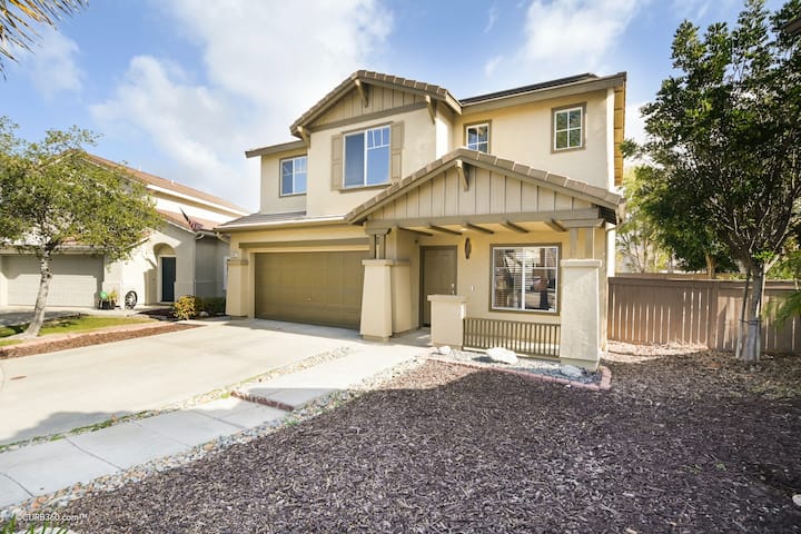 Summer Sale Now! 4br/3ba Flexible Extensions - Chula Vista
