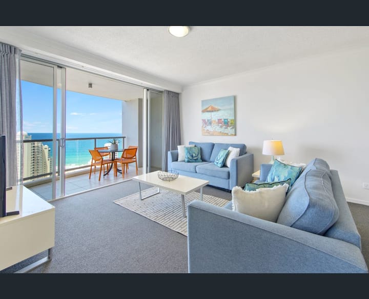 Chevron Renaissance Heart Of Surfers 2252 Ocean - Surfers Paradise