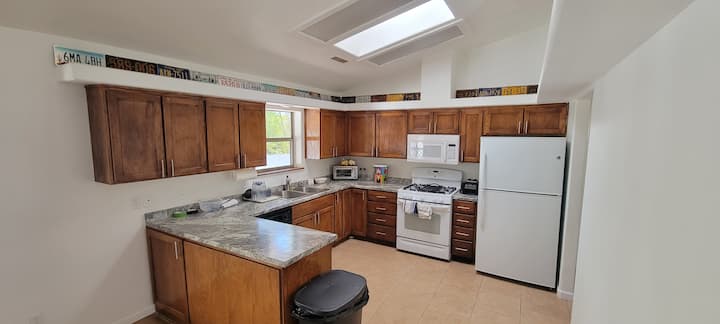 Private Bedroom In Shared House - Prescott Valley, AZ