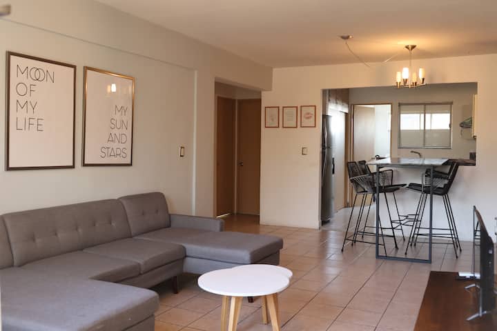 Cómodo Y Climatizado Para Hasta 8 Huéspedes - Monterrey