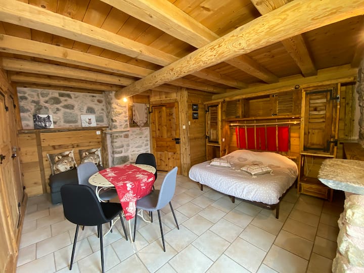 Gîte La Baume Au Coeur: 2/3 Personnes - La Baume