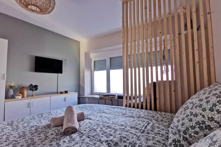 Studio Design Tout éQuipé Avec Netflix & Terrasse - Bourg-en-Bresse