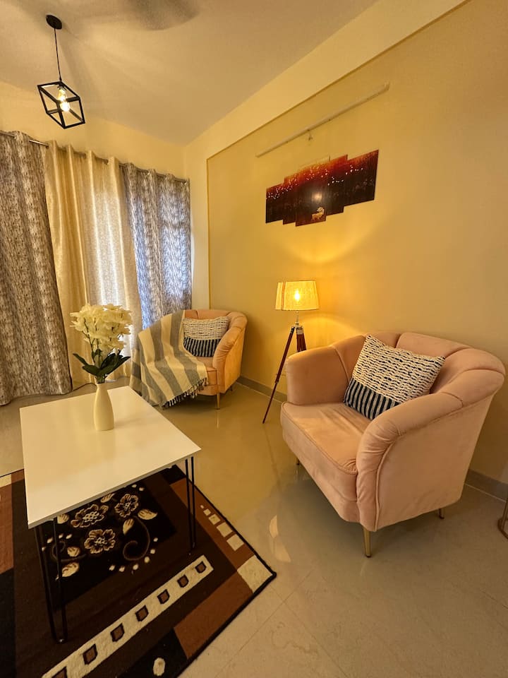 Cozy Flat In Ghaziabad - Ghaziabad