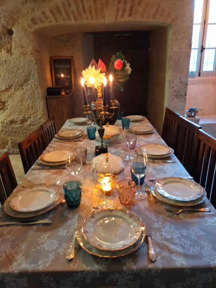 Superbe Grande Maison Médiévale Avec Extérieur - Roquebrune