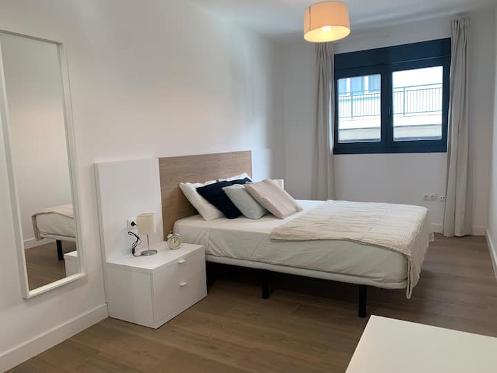 Apartamento A Estrenar, Amplio Y Céntrico (C) - Algeciras