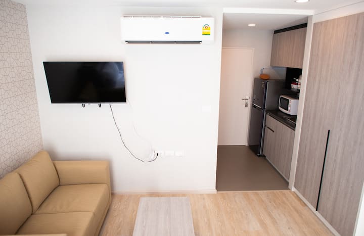 888 Group Of 16 Guests@chinatown+airport 2 Ways#2 - Bangkok