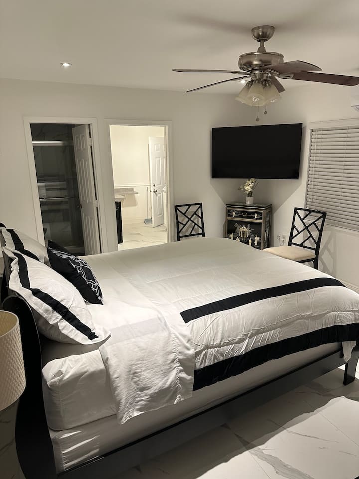Beautiful Private 1 Bedroom - Miramar, FL