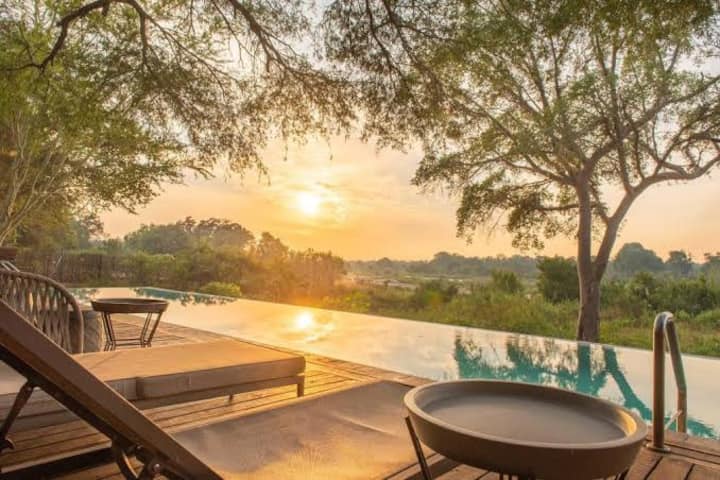 African Bushveld Serenity - Skukuza