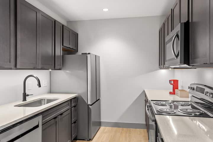 175 Lex - Quiet Loft Near Rupp Arena & Restaurants - Lexington, KY