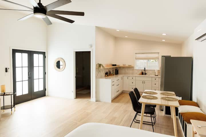 Private Luxury Guesthouse In Mesa - Ruby Lake, Chandler