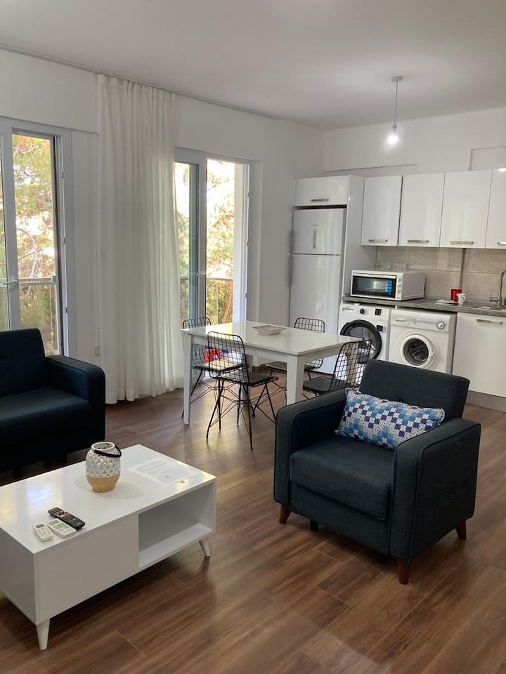 1br Flat With Sea And Forest View - Northern Cyprus