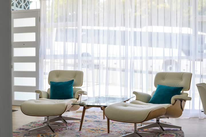 Mid-century Palm Springs Unit - Launceston