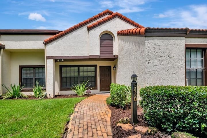 Saddlebrook Resort 3 Br Villa - Wesley Chapel, FL