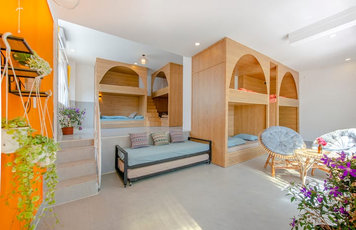 Dorm 8 Giường Có Toilet - Tỉnh Đắk Nông
