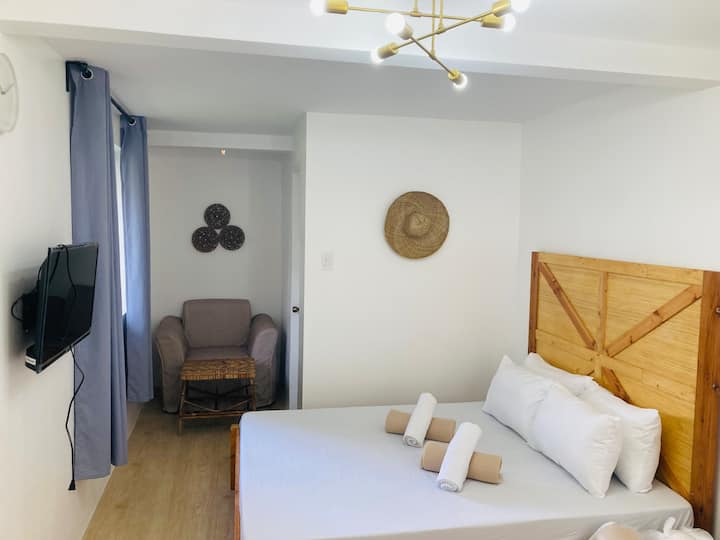 Room Near The Forest With Pool @Thecanopyfarmph - Amadeo