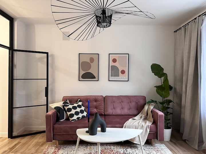 Cozy Apartment Krasinski Garden - Varsovia