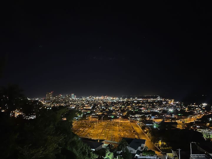 Top Floor Apt 2br W/ Balcony - Port of Spain