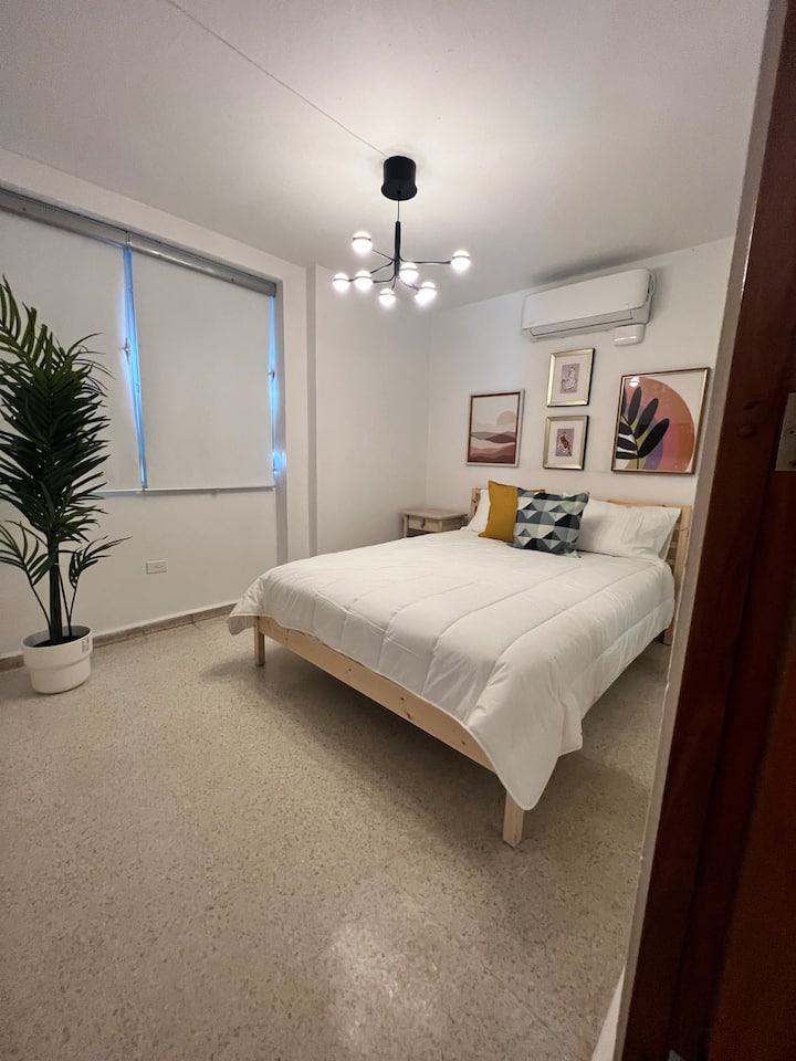 Iconic Cerra Street:12 Guests,6 Beds,4 Cozy Rooms - San Juan, Puerto Rico