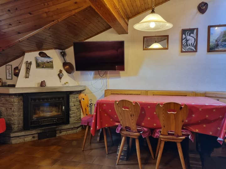 Mansarda In Zona Tranquilla - La Thuile