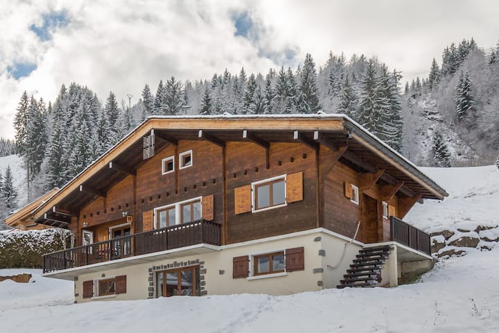Chalet Familial Bord De Piste - Le Grand-Bornand