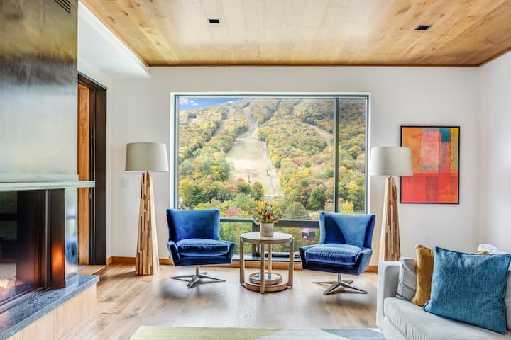 Ski-in/ski-out 3 Bedroom + Bonus Rm At Spruce Peak - Stowe, VT
