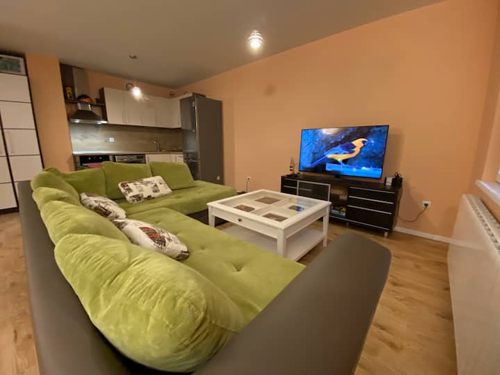 Cosy Studio Perfect For Couples - Bankya