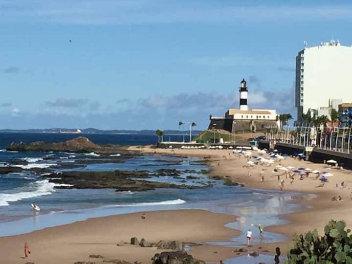 Apartamento à 2 Min Do Circuito Do Carnaval - Barra