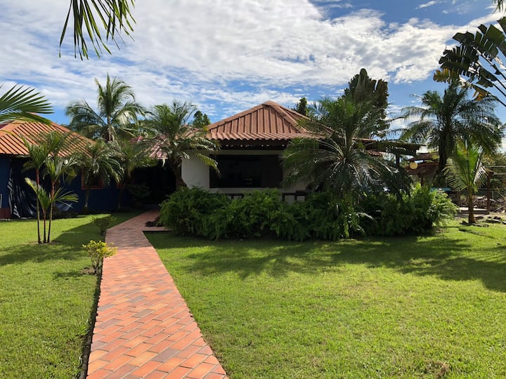Un Lugar Privado,para Eventos Y Fiestas - Panama