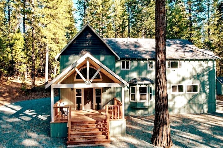 Spacious Stylish Cabin Near Yuba River And Lake - Nevada City, CA
