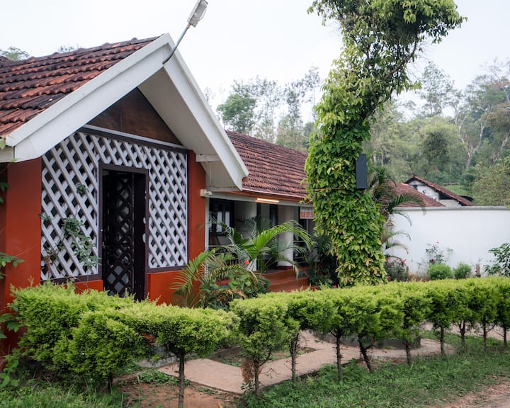 Latte @ Midland Inn By Grha - Kodagu