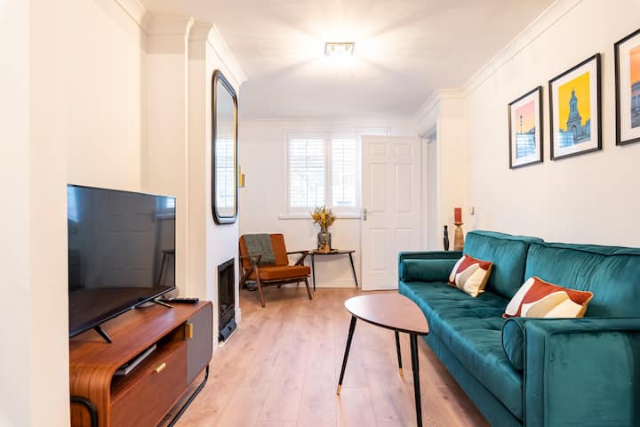 Modern Terraced House In Dublin 3 - Dublin