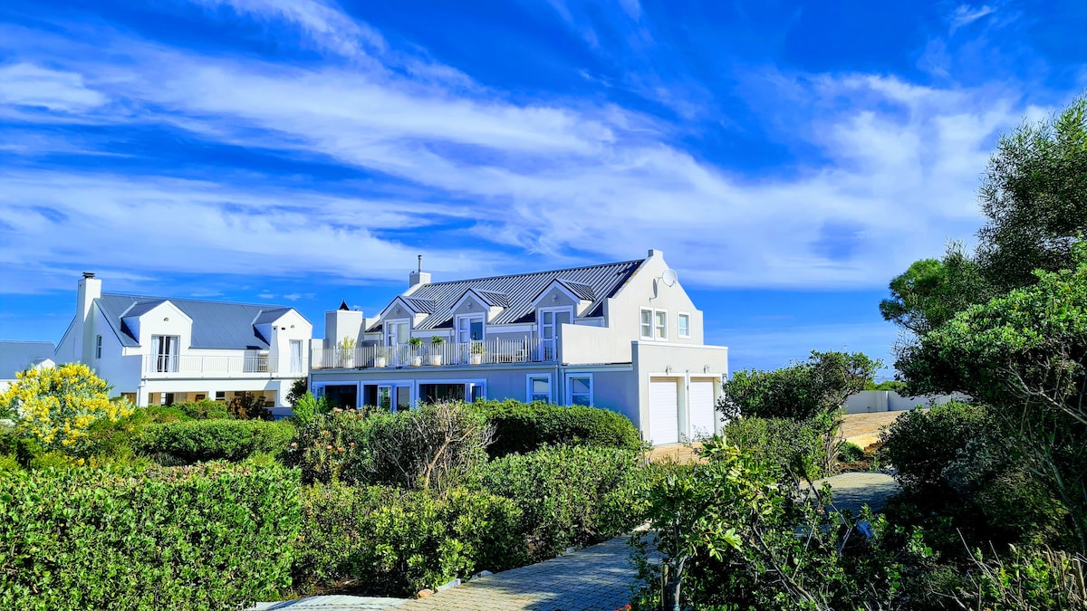 Family Home Hermanus - Houses for Rent in Hermanus, Western Cape, South ...